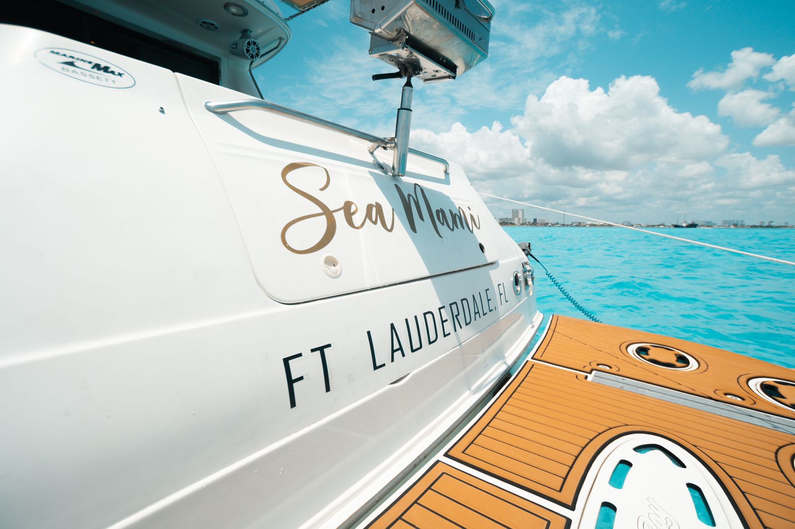 Yate Sea Mami - Sea Ray 52 ft - Delamaryachts